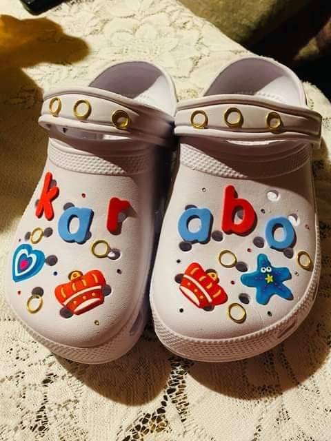Customized Crocs - WorldNeeds